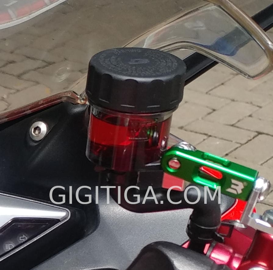 Level Minyak Rem Di Tabung Reservoir Yang Ideal